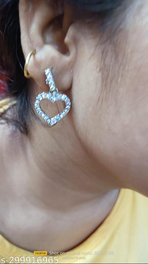 Eyering's – Shefit