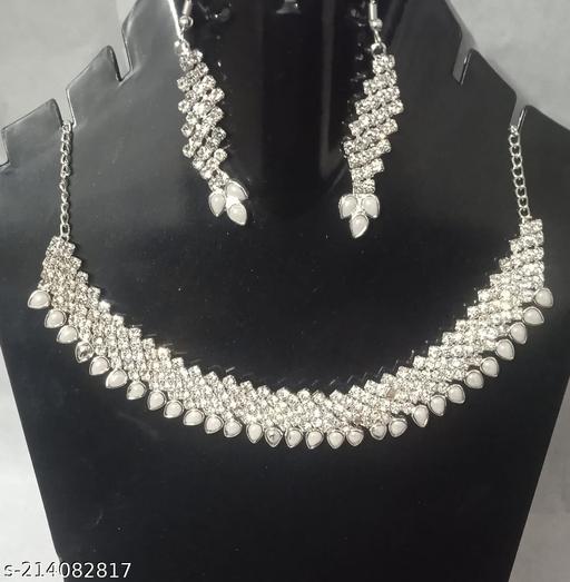 Silver necklace diamond zarkan – Shefit