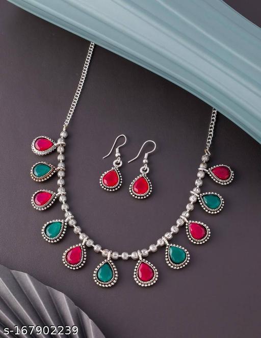 silver neckless – Shefit